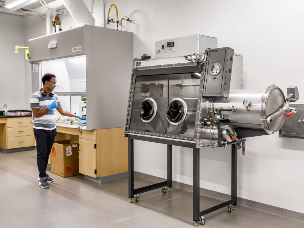 ACU Dillard Science & Engineering Research Center - Parkhill