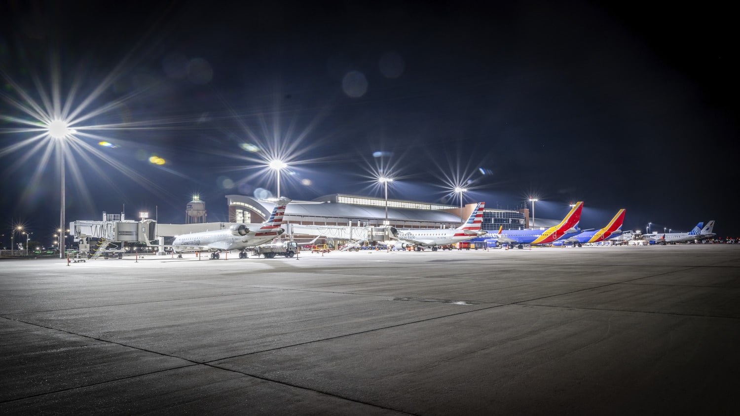 Midland International Air and Space Port (MAF) Terminal Building ...