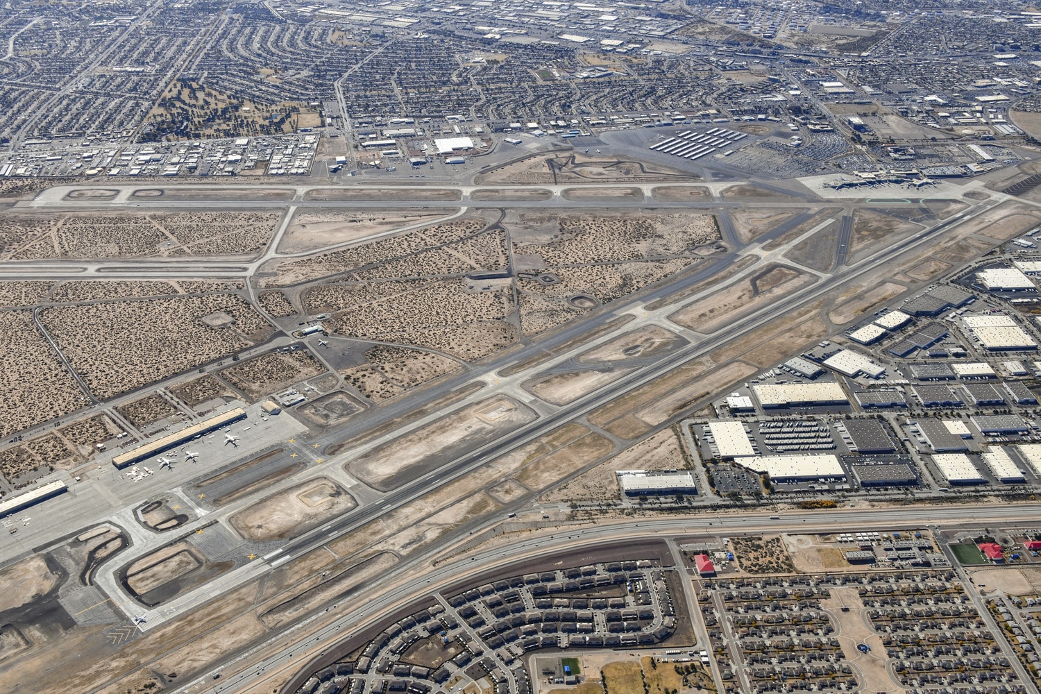 El Paso International Airport (EPIA) - Parkhill