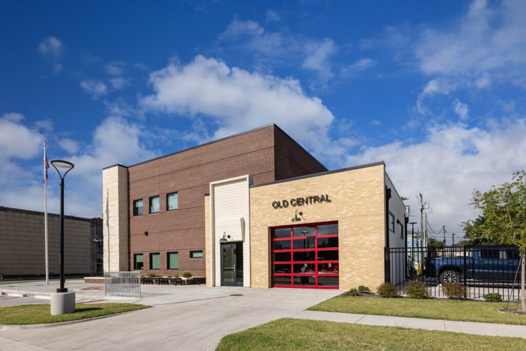 Irving Central Fire Station - Parkhill