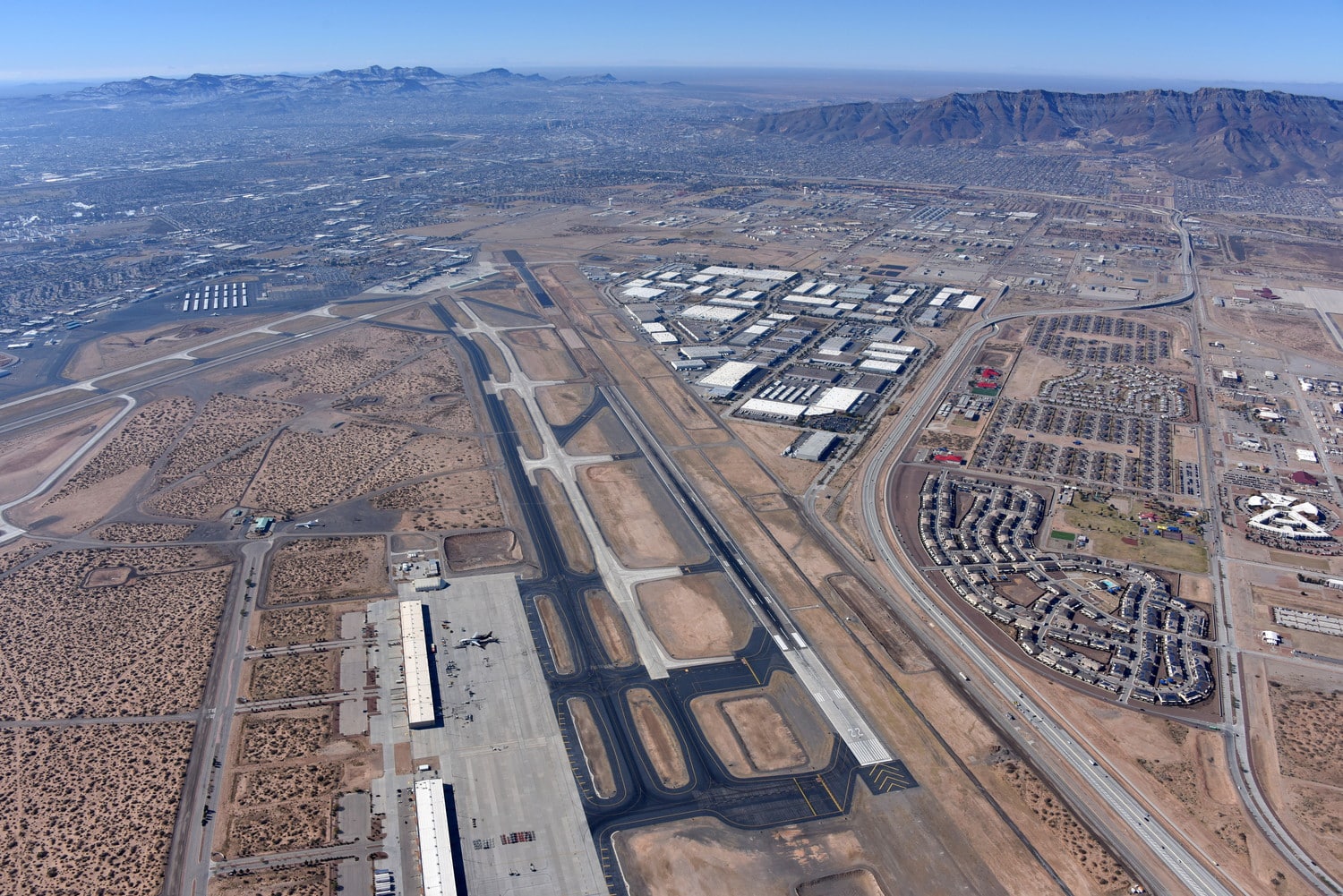 El Paso International Airport (EPIA) - Parkhill